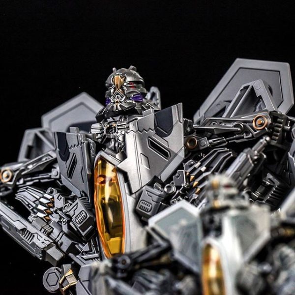 Mô Hình LS-04 Star Adjutant Starscream Transformers Black Mamba người ...